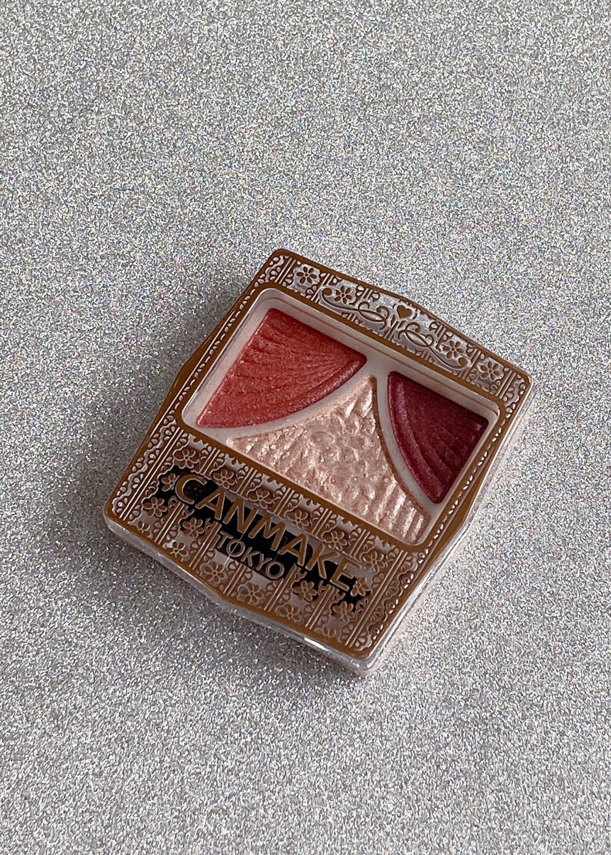【新色レビュー】ジューシーピュアアイズ 14 テンダーフラワー|キャンメイクの口コミ「──────────── キャンメイク 」 By A