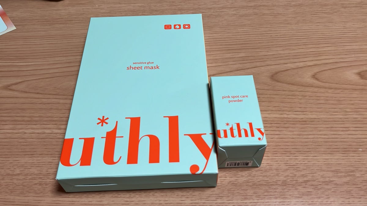 Uthlyのスキンケア・基礎化粧品 ピンクスポットケアパウダー&センシティブグルーマスクを使った口コミ ニキビ、吹き出物に。 二層になってい