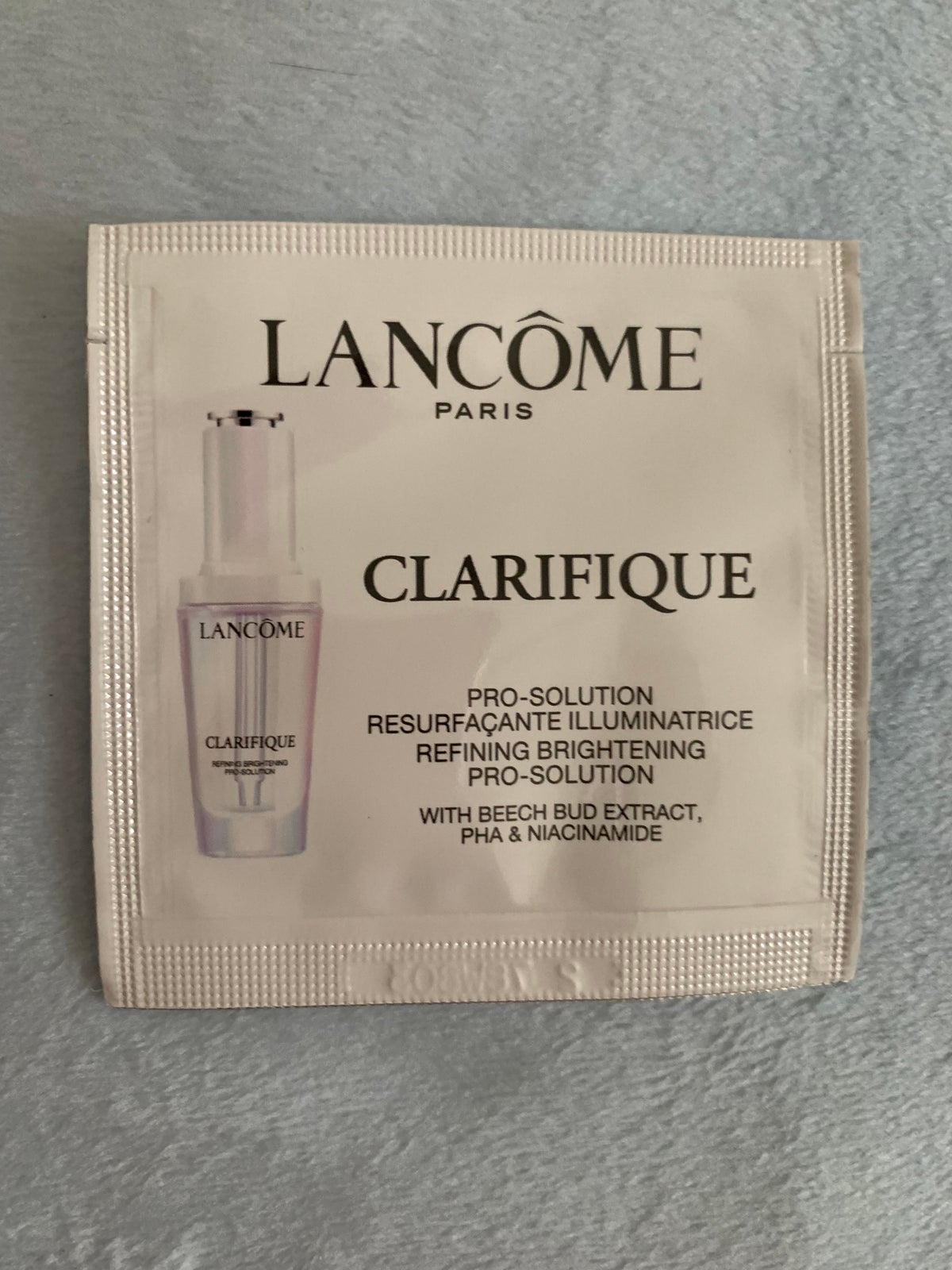 クラリフィック ブライトニング セラム|lancomeの効果に関する口コミ エイジングケアにおすすめの美容液! Lancome クラリフィ