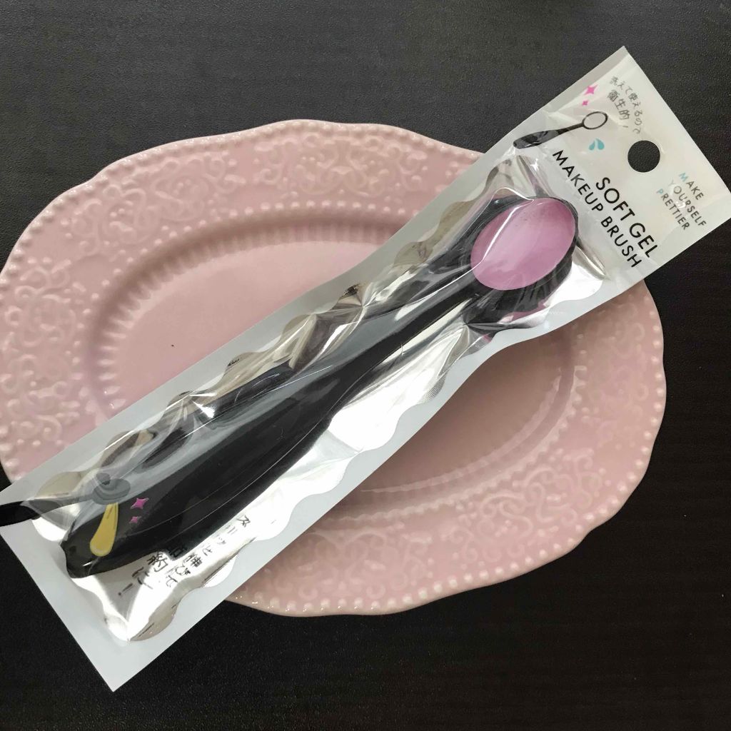 ソフトジェル メイクアップブラシ|キャンドゥの口コミ 超優秀!100均で買えるおすすめメイクブラシ!cando ソフトジェル メイク