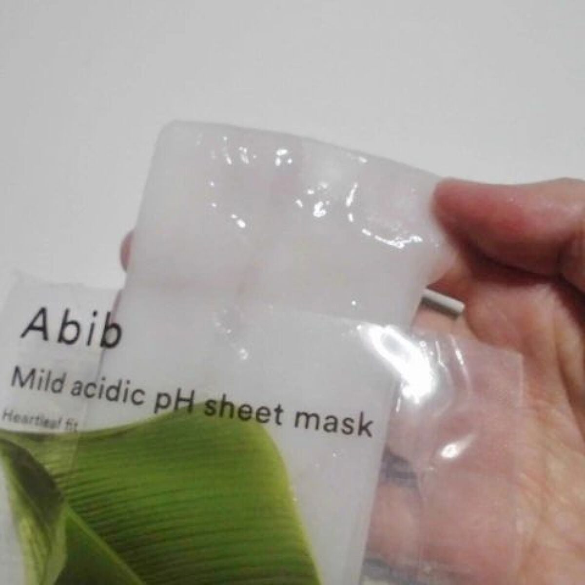 弱酸性phシートマスク ドクダミフィット|abib の口コミ 乾燥肌におすすめのシートマスク・パック!適度な厚みのシートで装着しやすいと
