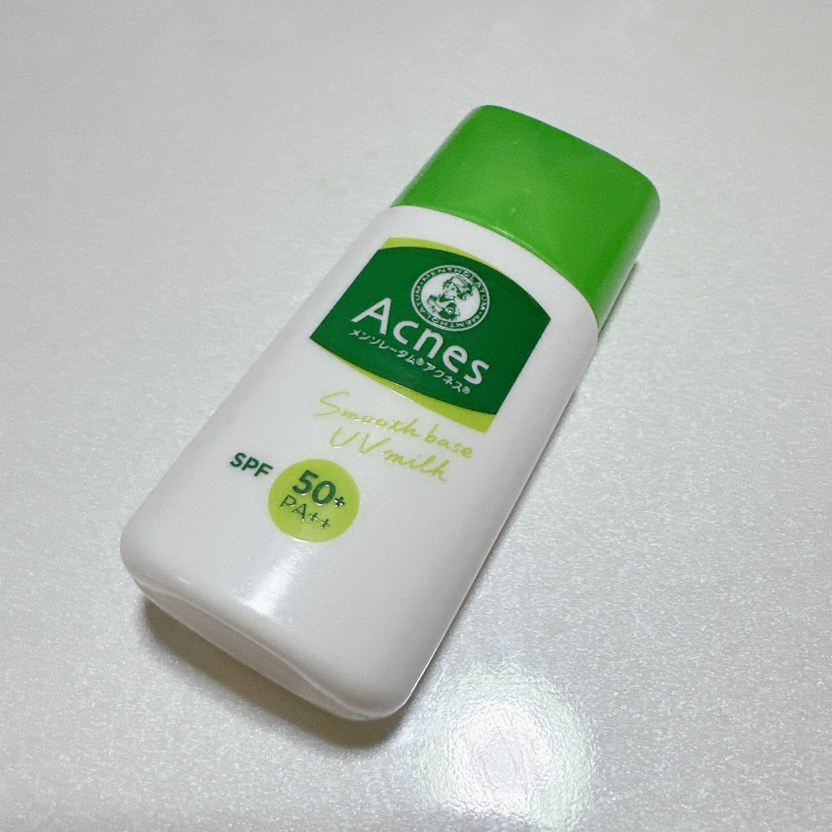 薬用スムースベースuvミルク|メンソレータム アクネスの口コミ ニキビケアにおすすめの化粧下地!メンソレータム アクネス 薬用スムース