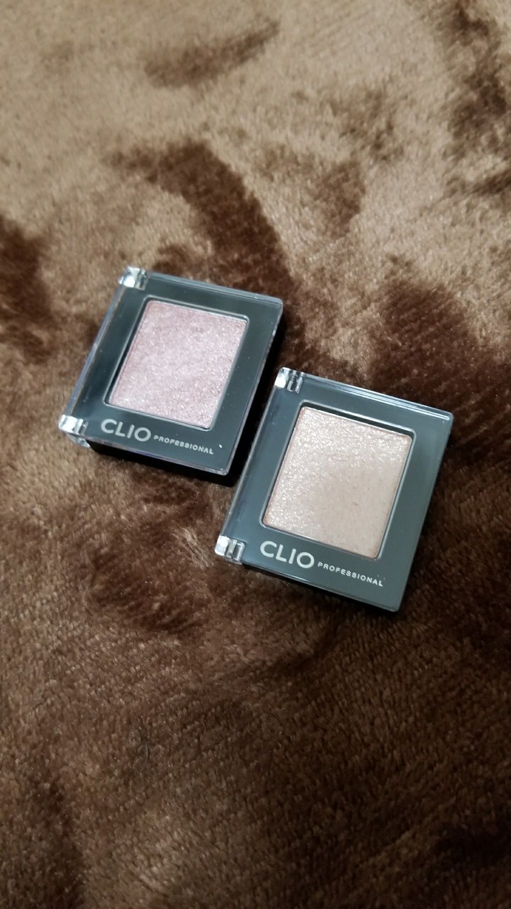 プロ シングル シャドウ|clioの口コミ G10は今更ながら購入! さすがに普段使いは厳しいラメ感ですねw By Arys乾燥肌20
