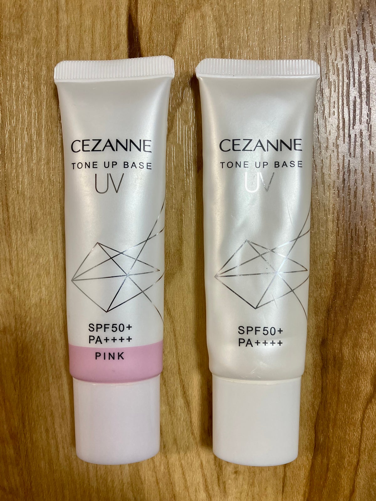 Uvトーンアップベース|cezanneの使い方を徹底解説 乾燥肌におすすめの化粧下地!セザンヌ ・uvトーンアップベース ピンク By