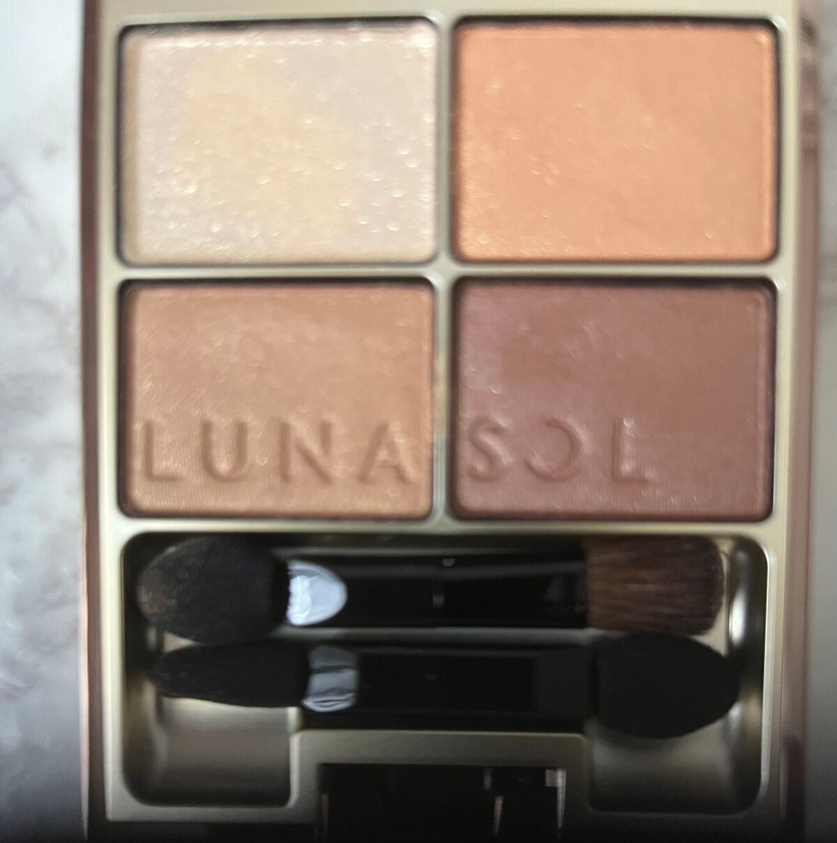 【限定色レビュー】スキンモデリングアイズ|lunasolの口コミ Lunasolのスキンモデリングアイズ02です。 By ちばこまち混合