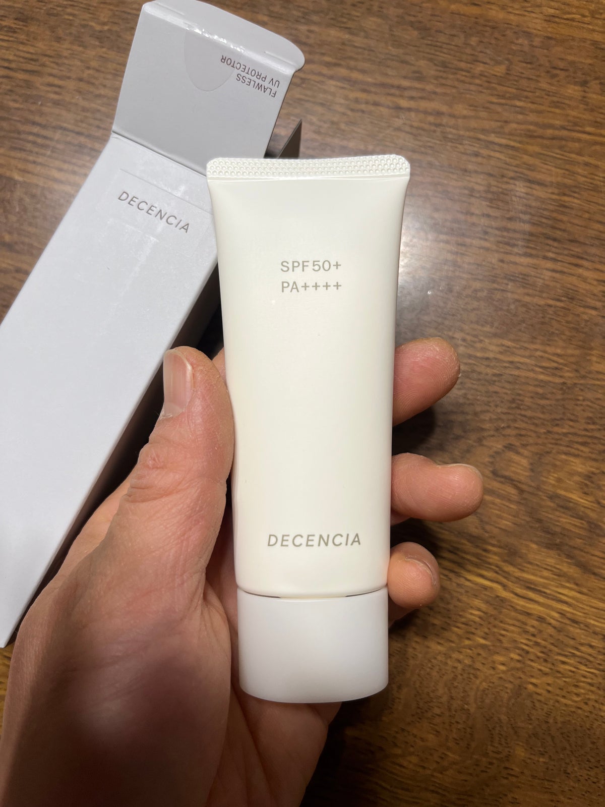 ディセンシア フローレス Uvプロテクター|decenciaの口コミ 敏感肌におすすめの日焼け止め・uvケア!中学生のテニス部の娘と併用し