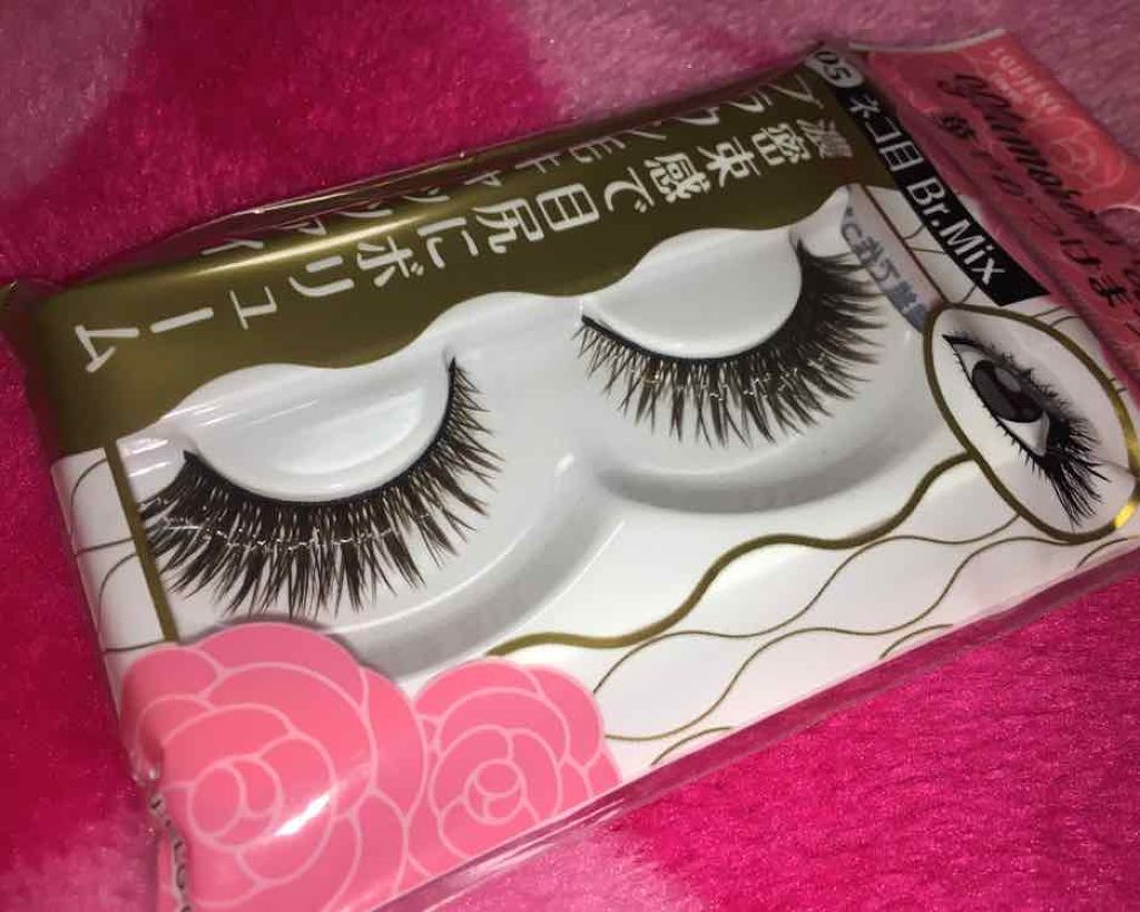 つけまつげ|セリアの口コミ「超優秀!100均で買えるおすすめつけまつげ!【seria 華やかつけまつげ 05 ネコ目brmix