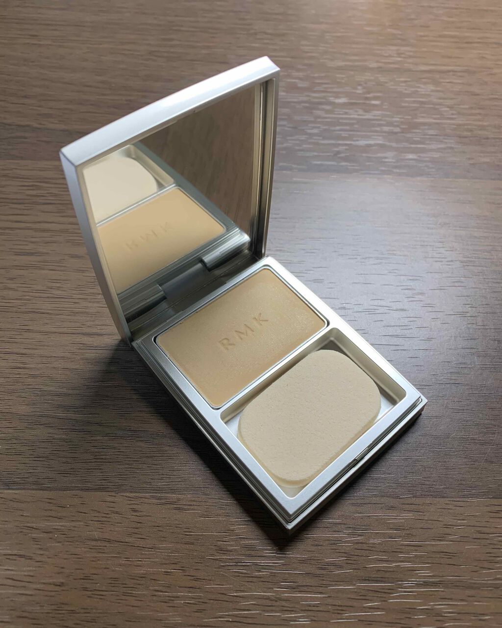 Rmkのベースメイク Rmk メイクアップベース&エアリーパウダーファンデーションを使った口コミ Rmk トラベル ベースメイクキット I