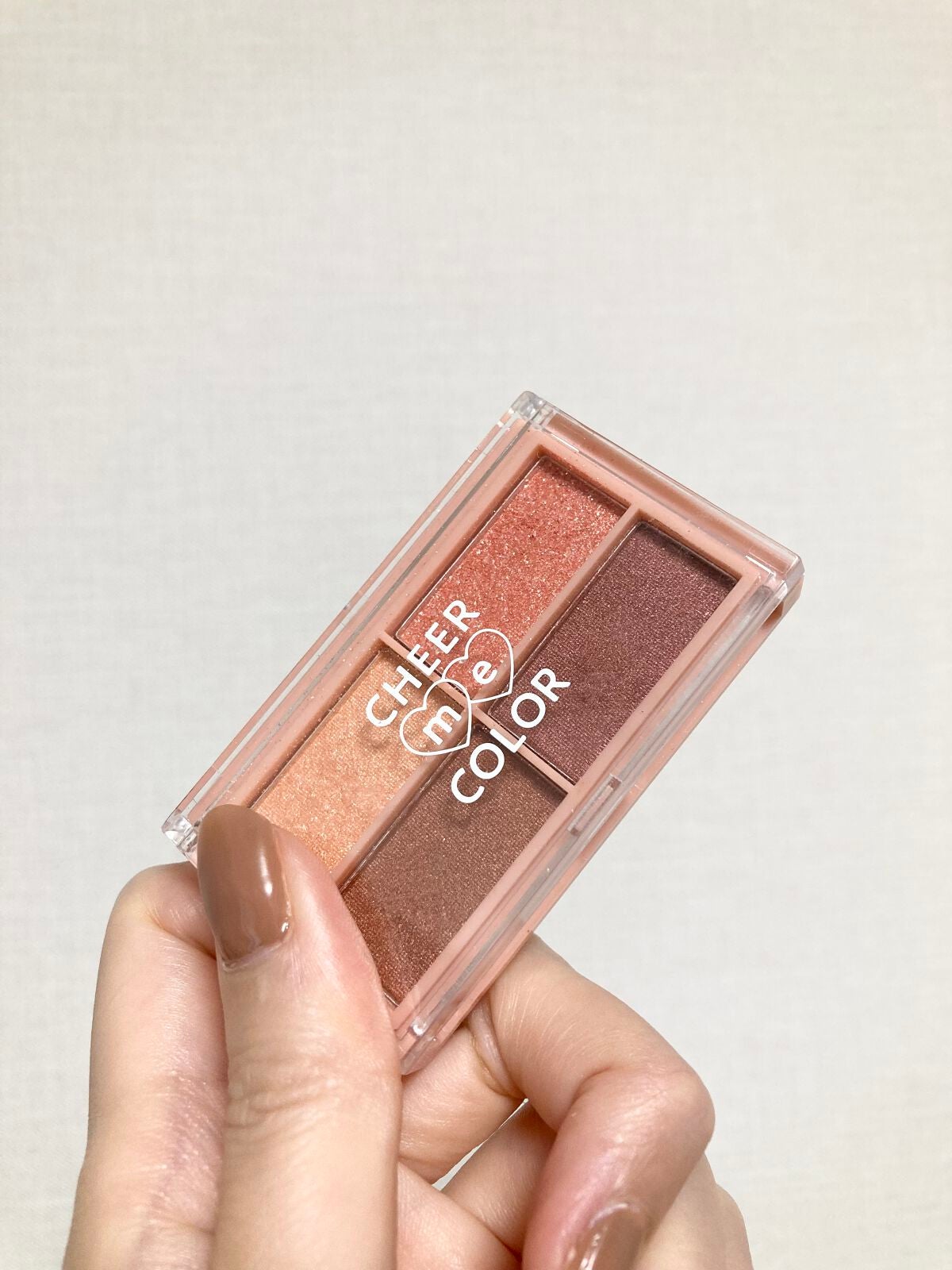 Cheer Me Color アイシャドウ|セリアの口コミ「超優秀!100均で買えるおすすめパウダーアイシャドウ!100均アイシャドウなのに