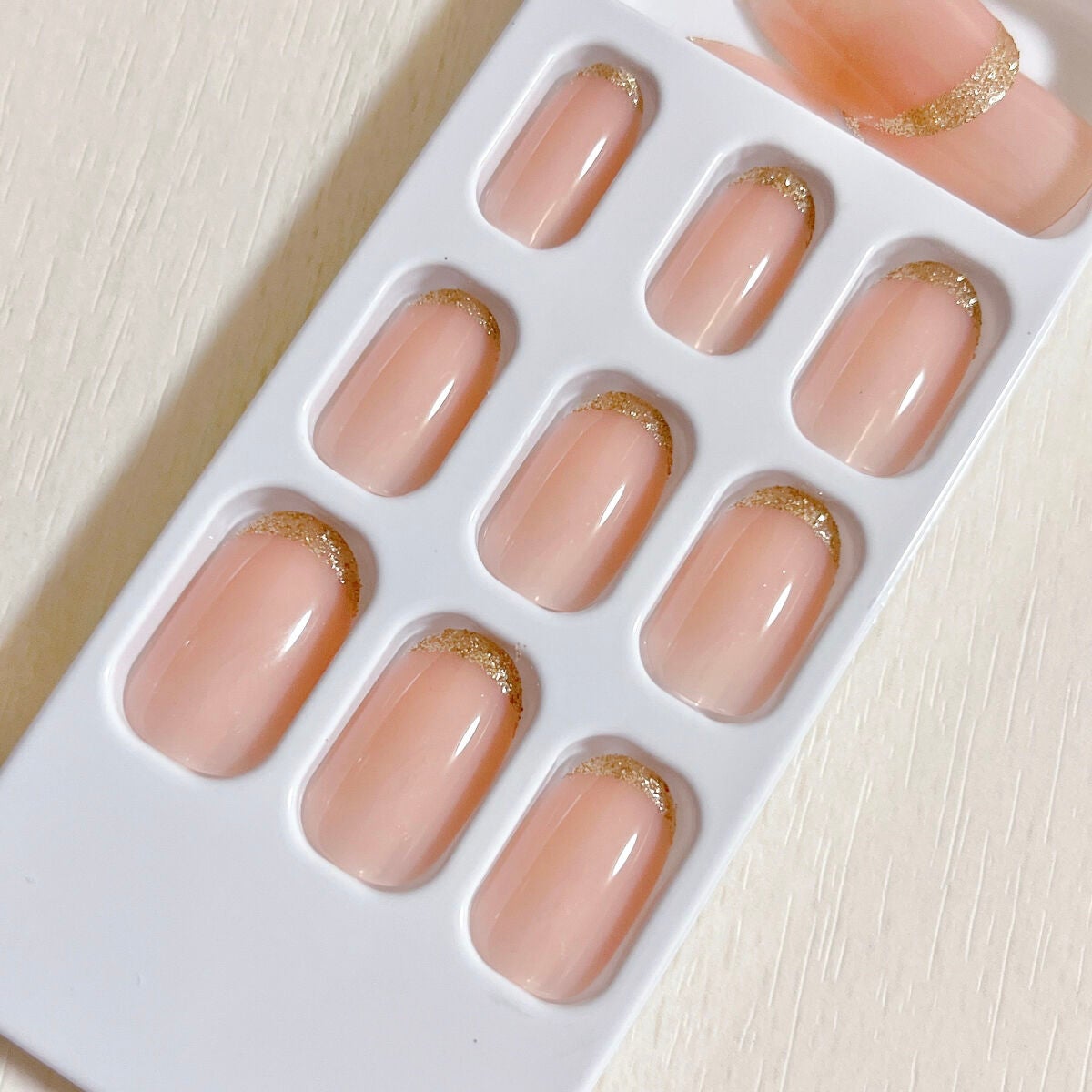 ネイル接着両面テープ|daisoの口コミ ダイソーから新発売されたネイルチップ By しろ乾燥肌 Lips