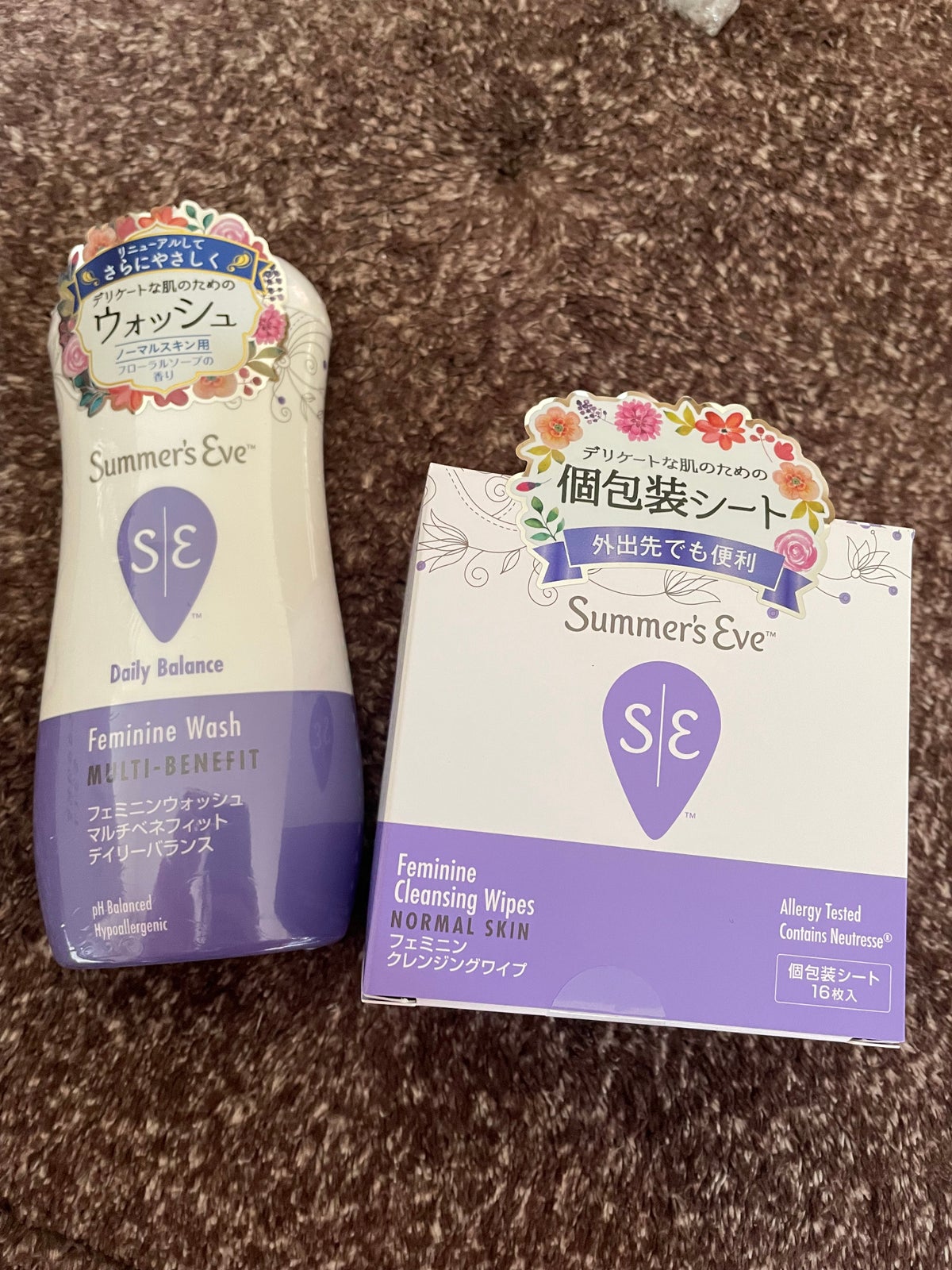 Summers Eveサマーズイブの生理用品 フェミニンクレンジングワイプ ノーマルスキン他、2商品を使った口コミ Lips購入品o