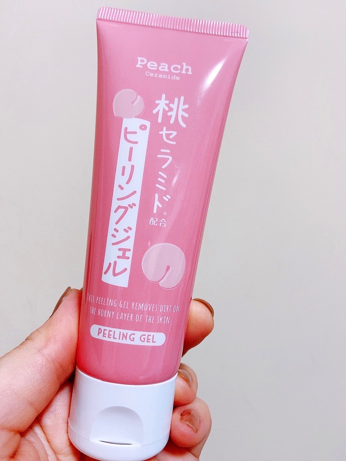 桃セラミド配合ピーリングジェル|daisoの口コミ 超優秀!100均で買えるおすすめピーリング!気になって購入しましたがとても気に入りまし