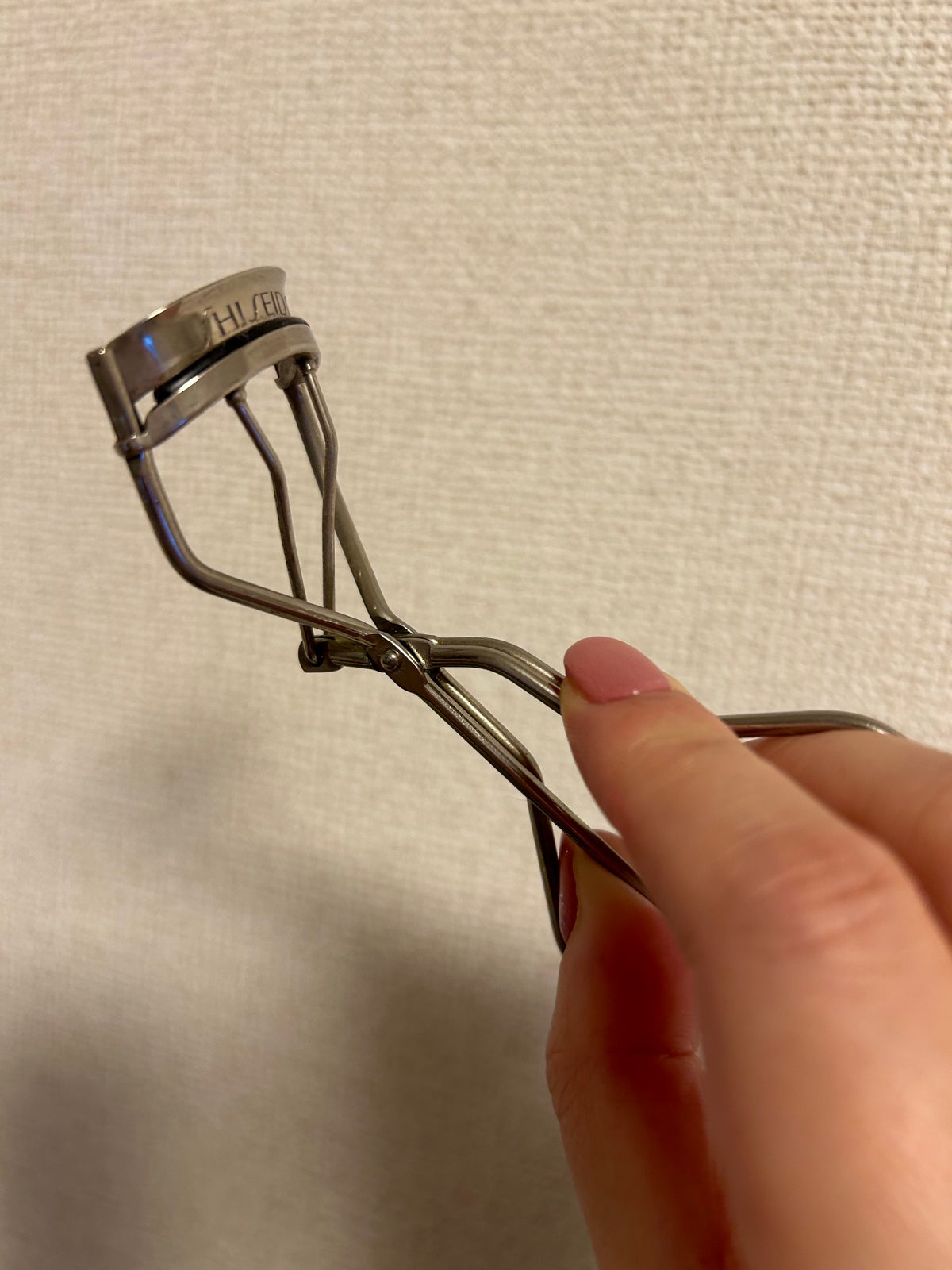 アイラッシュカーラー|shiseidoの口コミ こちらは、長年愛用している資生堂のアイラッシュカーラー。 By まりまり乾燥肌40代