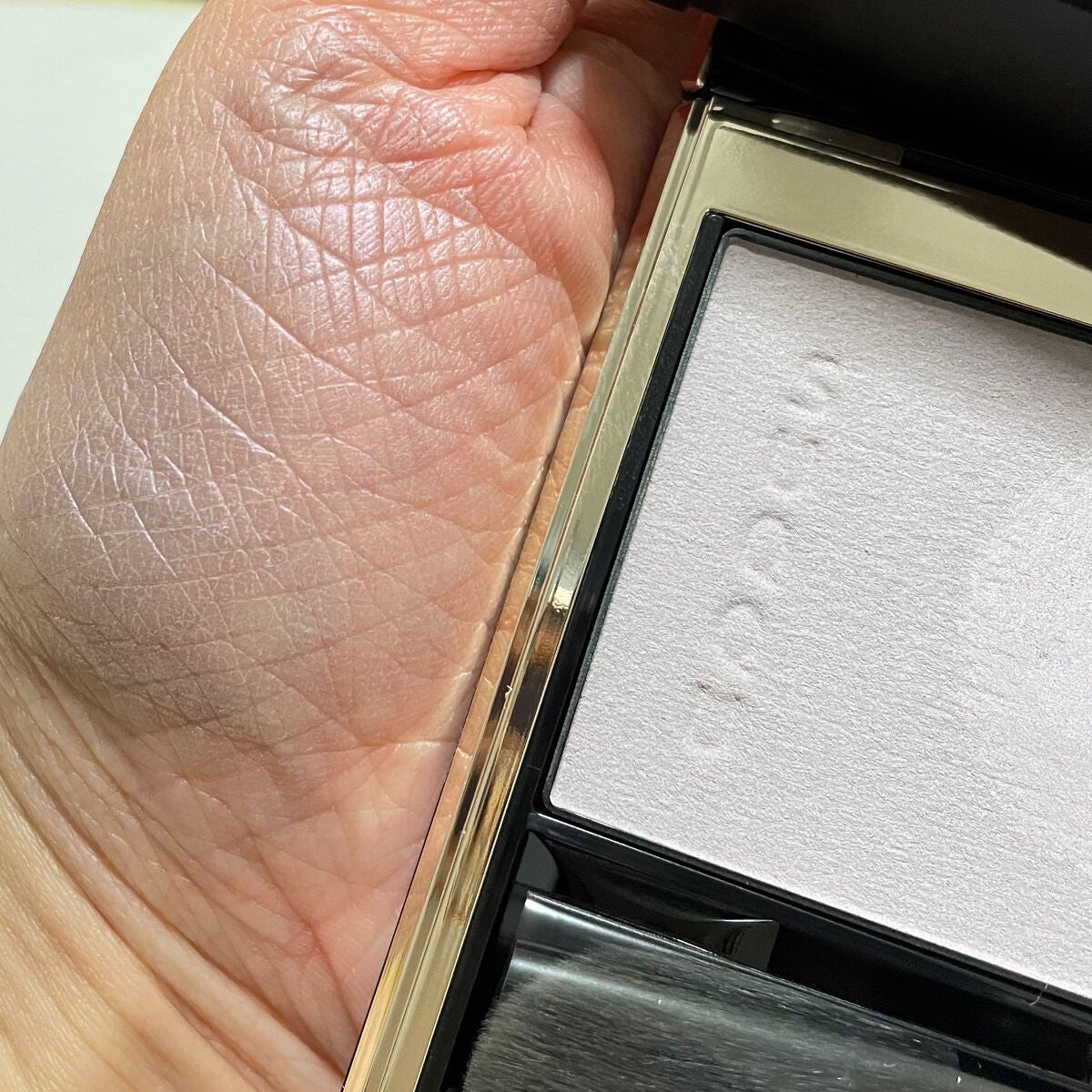 メルティング パウダー ブラッシュ|suqquの口コミ 入手困難⁉️見かけたら買うべし‼️大人気のsuqquのチーク💕 By あやすけ💖