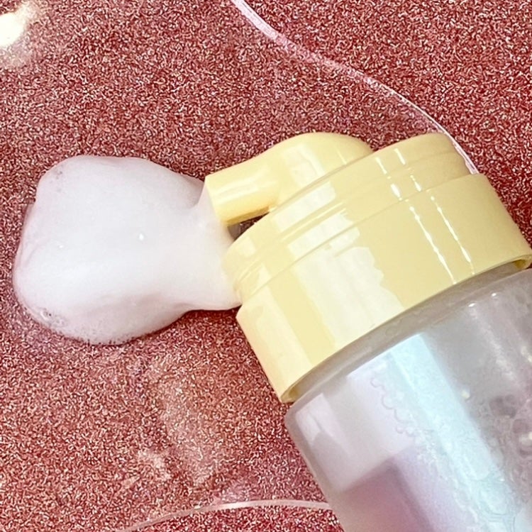 もか🧸 フォロバ強化 On Lips 「新感覚!泡から化粧水へ// 」 Lips