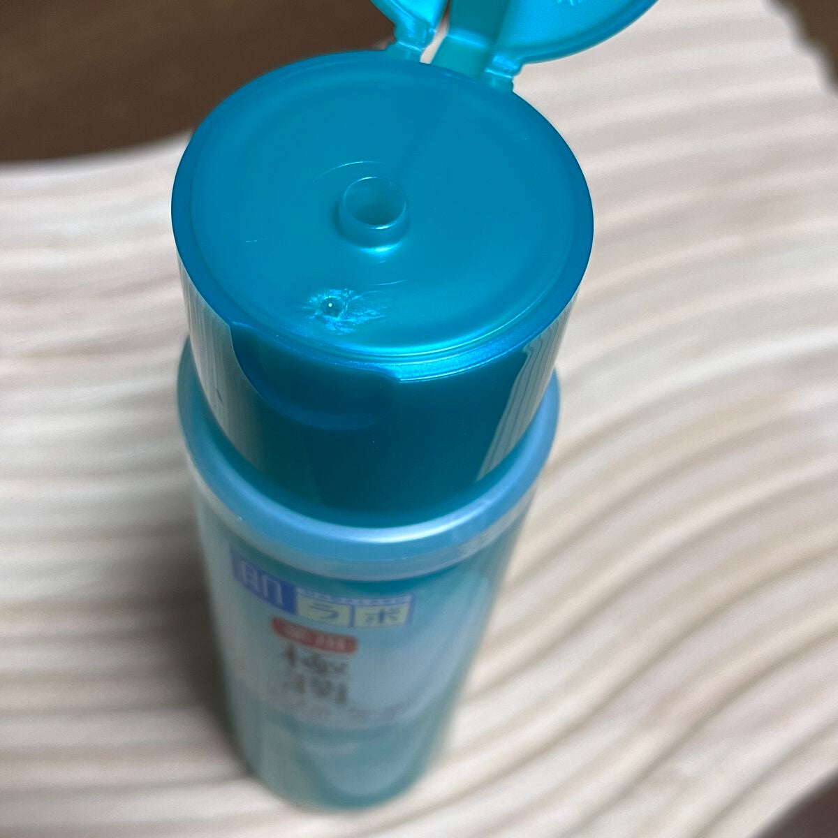 薬用 極潤 スキンコンディショナー|肌ラボの口コミ ︎ 肌ラボ 薬用極潤トラブルケア By ぴ ︎フォロバ混合肌 Lips