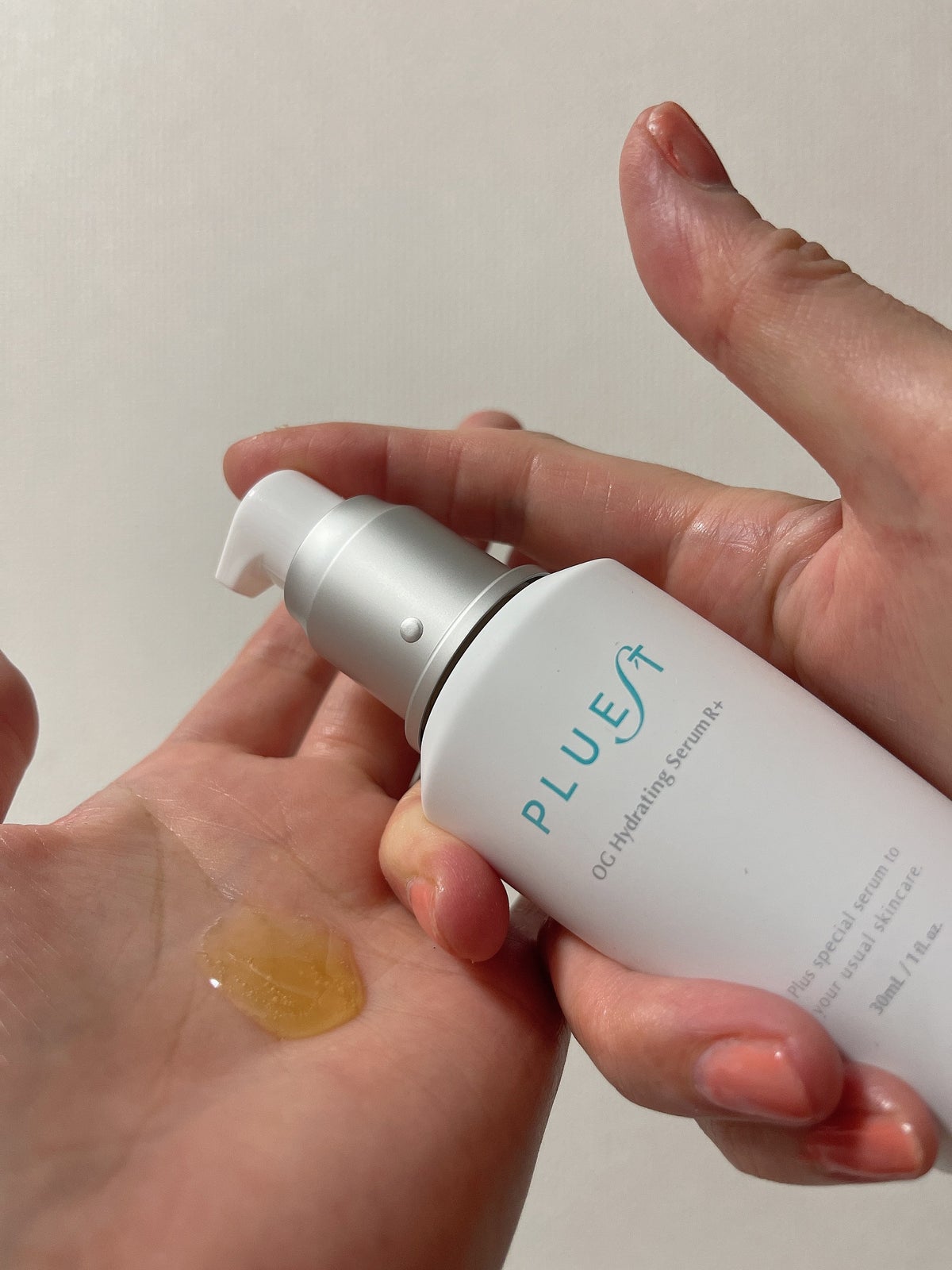 Og Hydrating Serum R(ogハイドレーティングセラムrプラス)|pluestの口コミ 茶色のまろやかなテクスチャーの