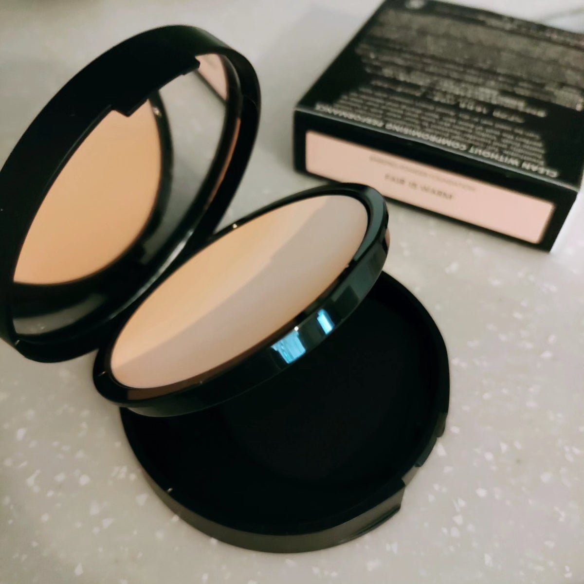 ベアプロ 16hr パウダー ファンデーション|baremineralsの使い方を徹底解説 アメリカのブランド、ベアミネラル。 By