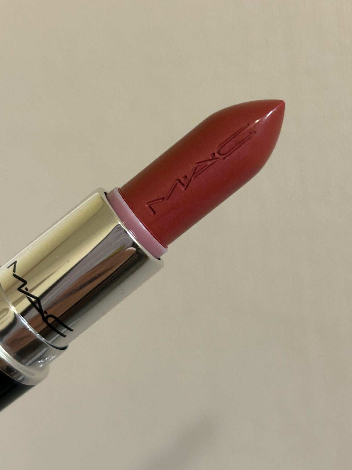 ラスターガラス リップスティック|m・a・cは落ちないのか?色持ちに関する口コミ Mac ラスターガラスリップスティック By
