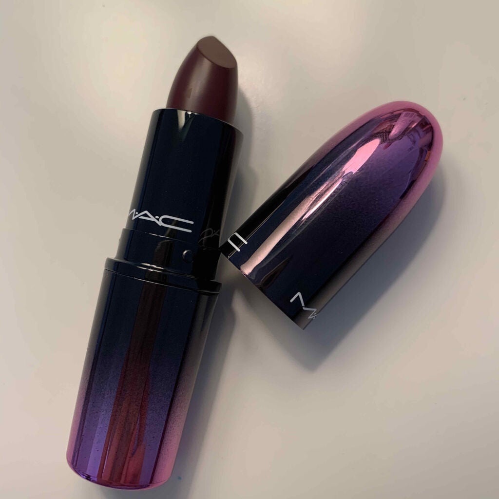 ラブ ミー リップスティック |m・a・cの口コミ Macの、ラブミーリップスティックのla Femme ラファムという色味です。 By