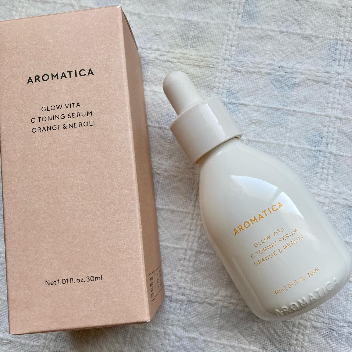 【2023年秋新作美容液】グロービタc トーニングセラム オレンジ&ネロリ |aromaticaの効果に関する口コミ