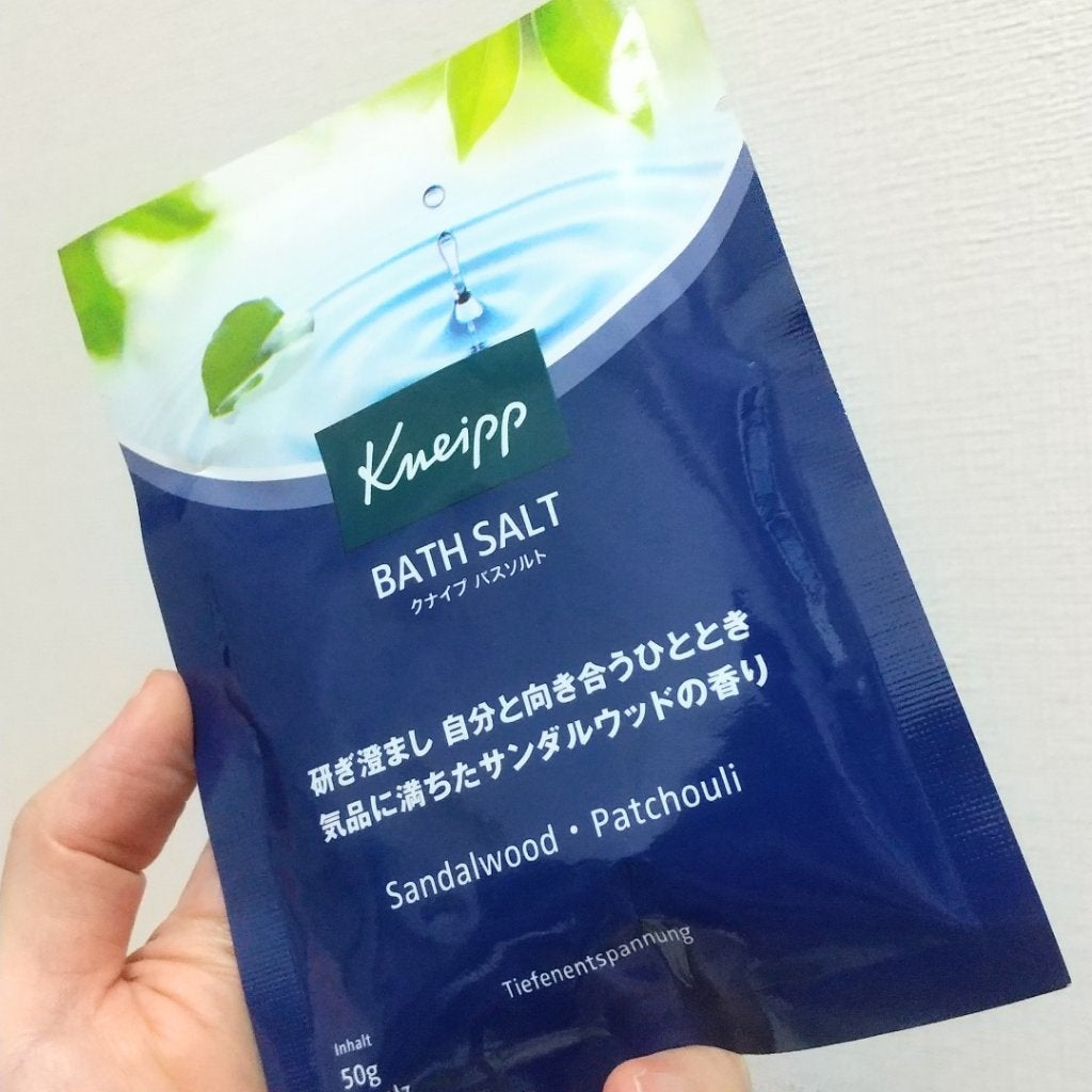 バスソルト サンダルウッドの香り|クナイプの口コミ とても、男性的などっしり落ち着いたサンダルウッドの香りで 深いリラックス感がある