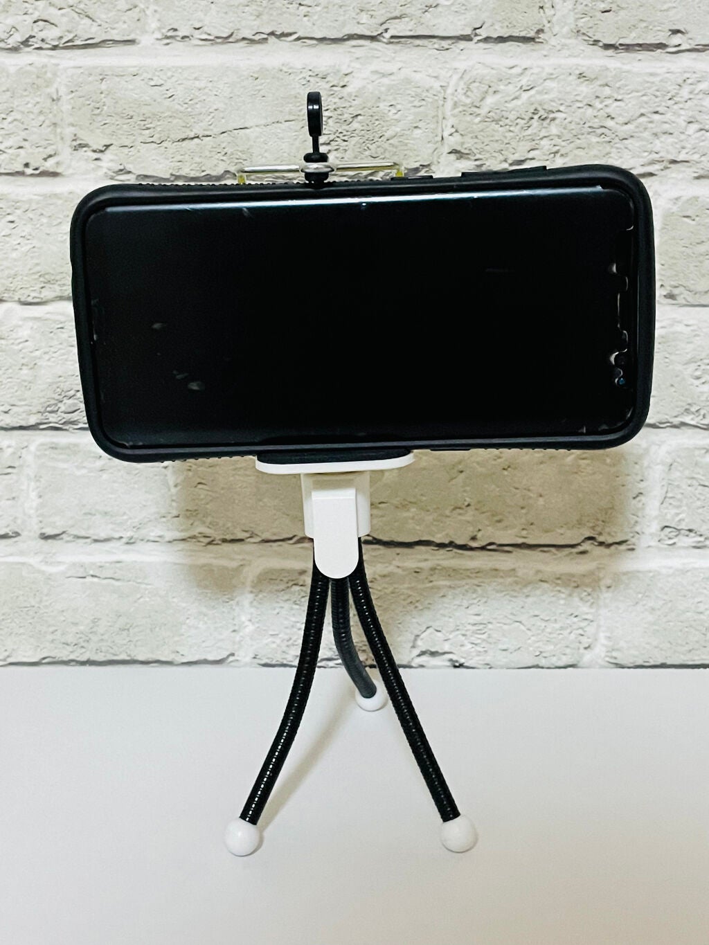 スマートフォン スタンド|daisoの口コミ 超優秀!100均で買えるおすすめコスメ!daiso スマートフォン スタンド By ひろろん