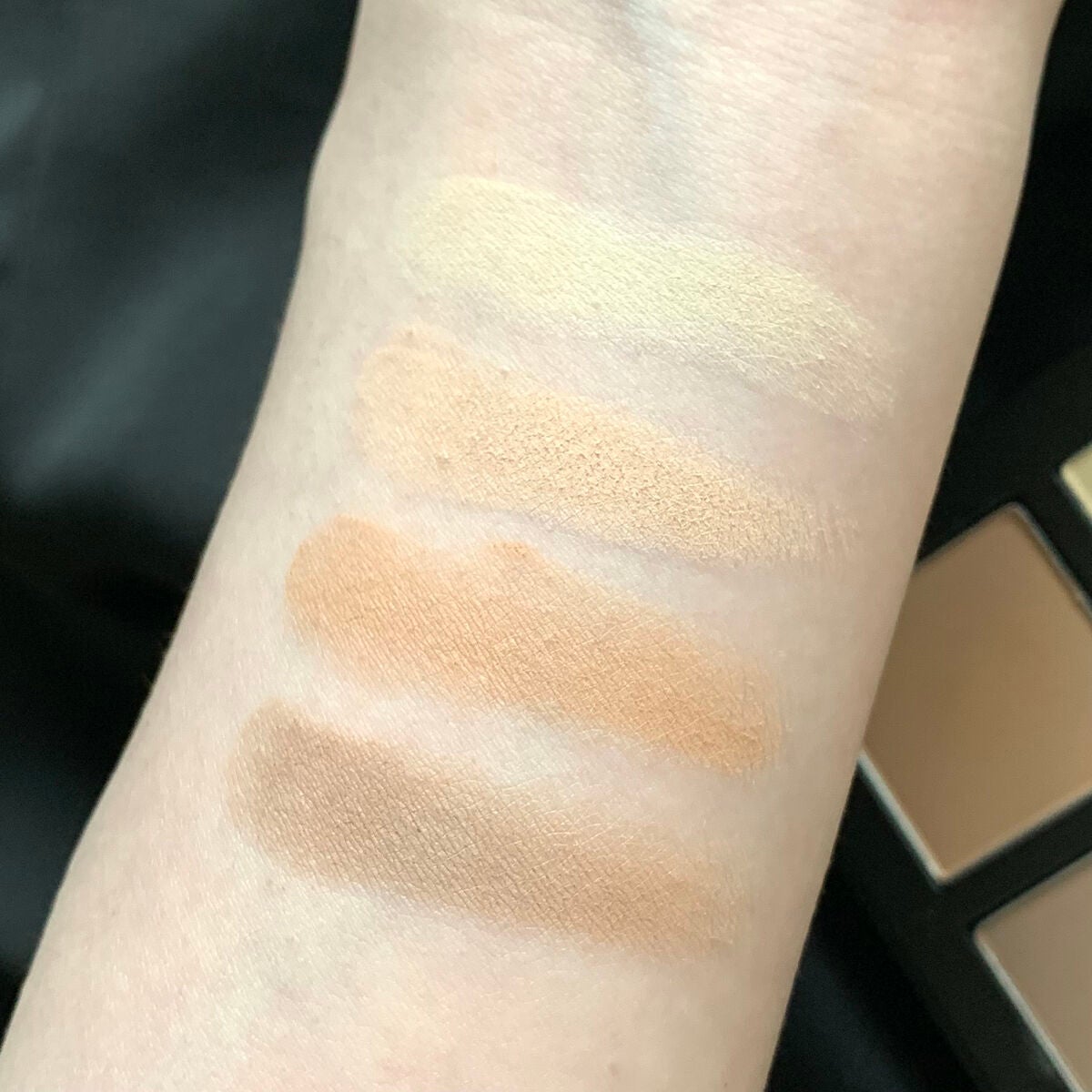 Colorful Eye Palette|namingを全色レビュー ブルベにおすすめのパウダーアイシャドウ!【namingカラフル