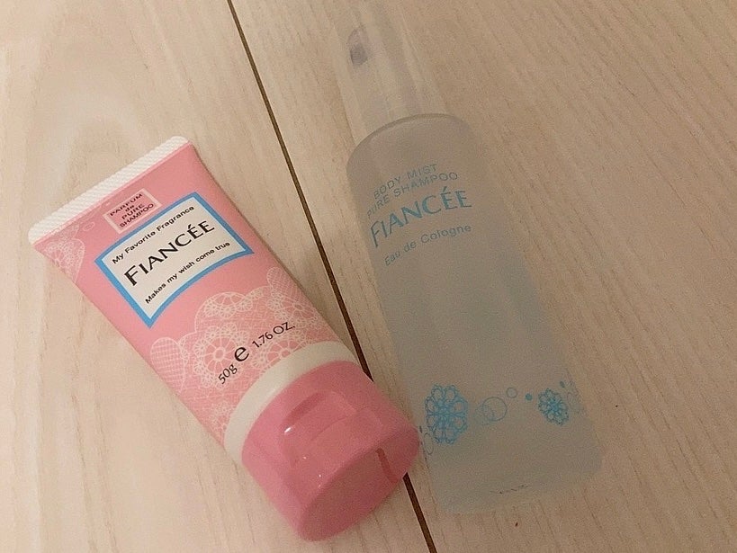 ボディミスト ピュアシャンプーの香り【パッケージリニューアル】|フィアンセを使った口コミ フィアンセ ・ハンドクリーム ピュアシャンプーの