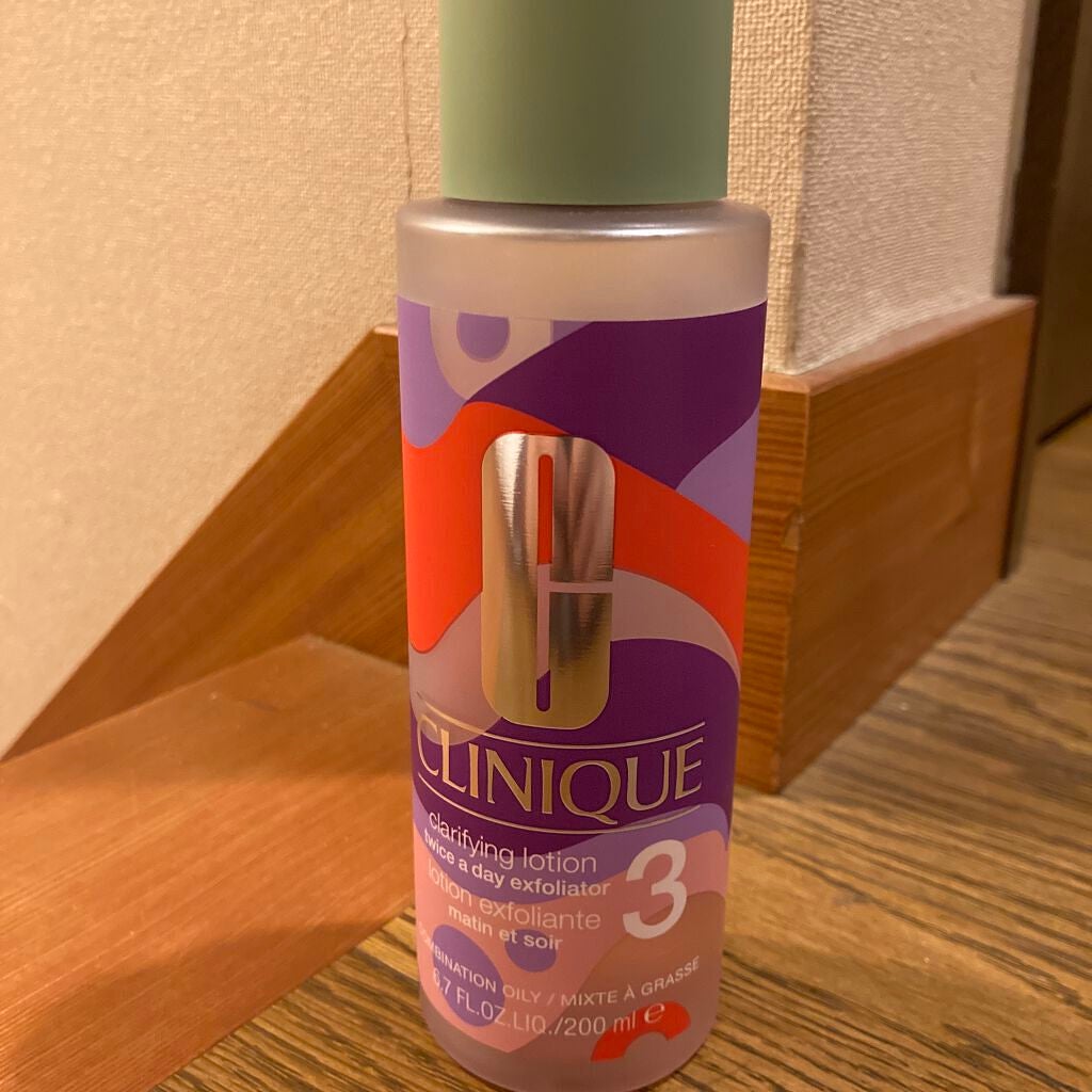 クラリファイング ローション 3|cliniqueの口コミ「乾燥肌におすすめのブースター・導入液!毛穴・皮脂が気になる人にオススメ