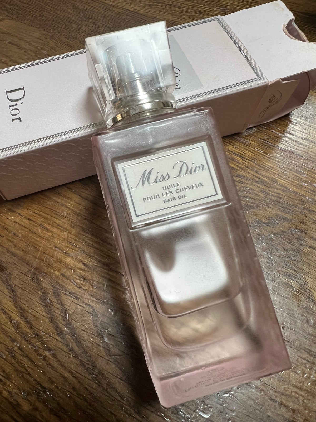 ミス ディオール ヘアオイル|diorの口コミ Dior ミス ディオール ヘアオイル By くぅちゃん毎日投稿乾燥肌20代後半