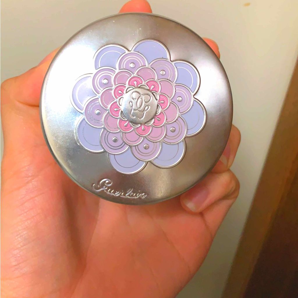 メテオリット ビーユ|guerlainの使い方を徹底解説 お誕生日プレゼントととしてもらいました。香 By 堀乾燥肌20代前半 Lips