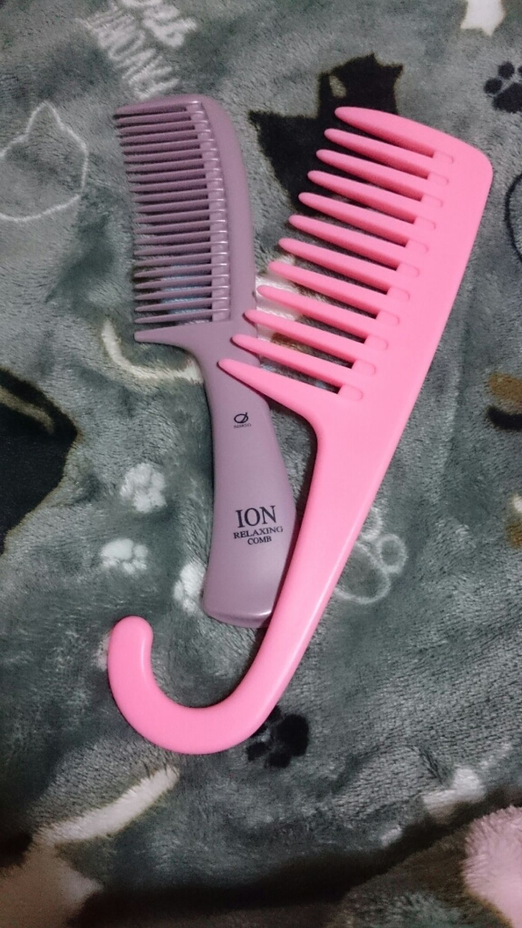 バスコーム|daisoの口コミ 超優秀!100均で買えるおすすめヘアブラシ!トリートメントをするさいに使用する櫛 By 縁 混合肌20