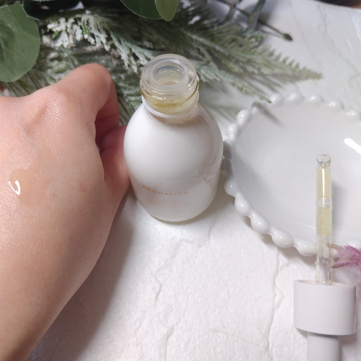 グロービタcトーニングセラム|aromaticaの口コミ テクスチャーはオイル感もあるトロミ系 By おがかな Lips