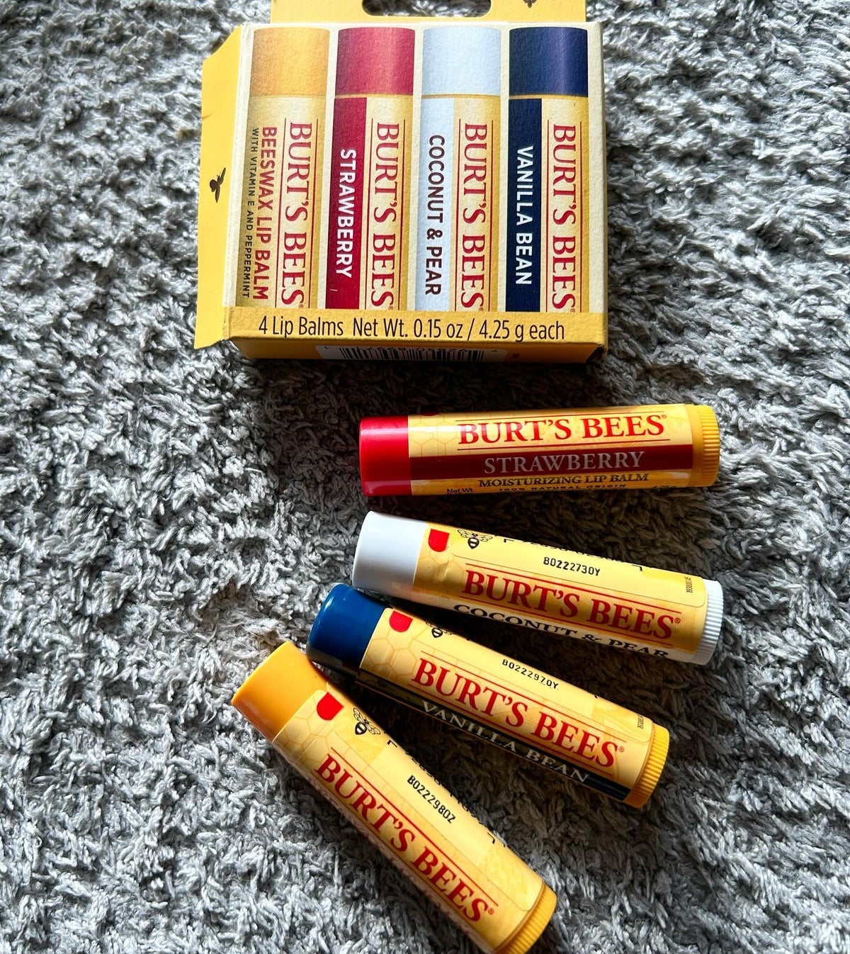 ハニーリップバーム|burts Beesの口コミ Amazonに再上陸! Burts Bees バーツビーズのリップバーム By