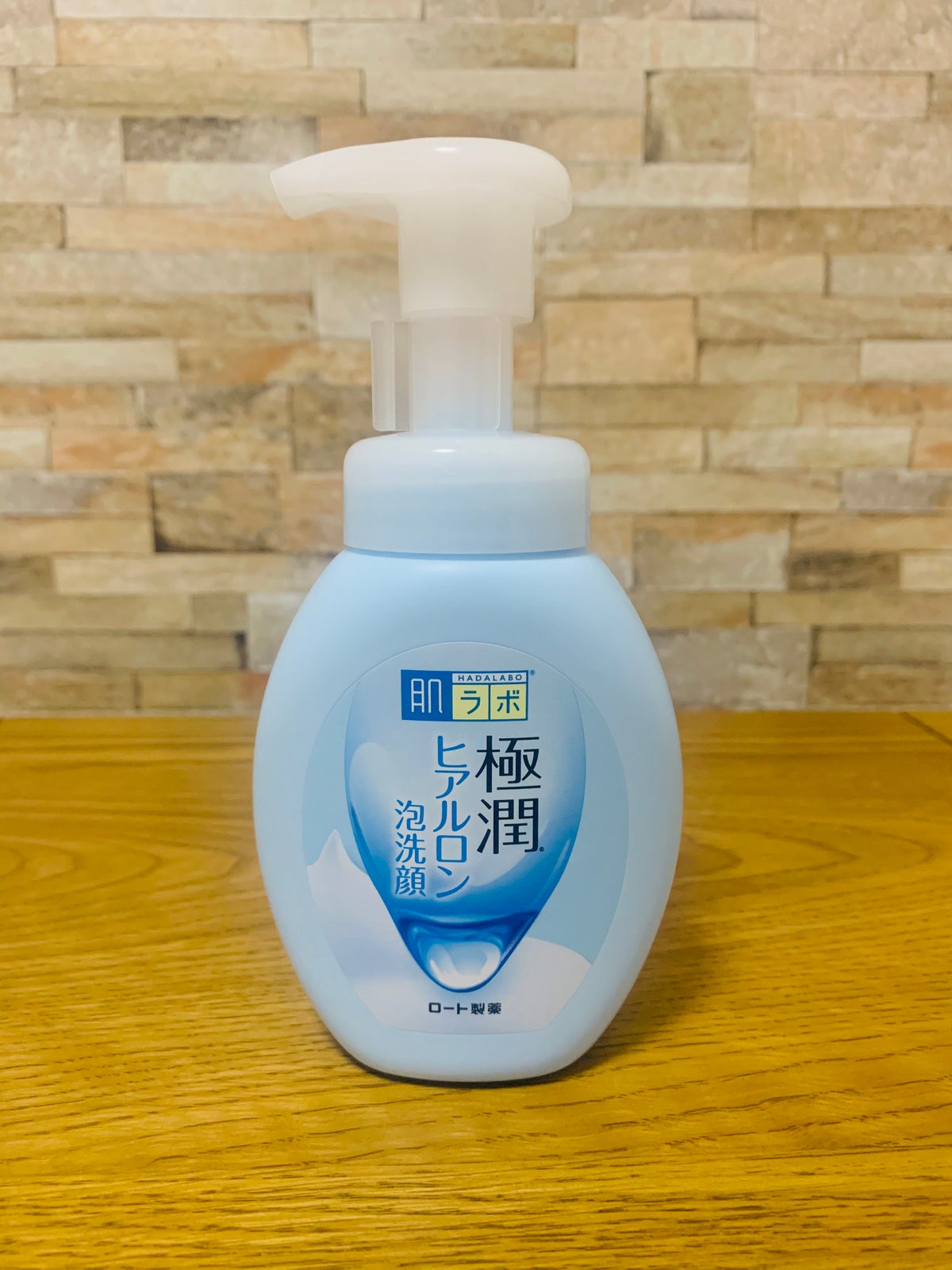 極潤 ヒアルロン泡洗顔|肌ラボの口コミ *使い切り* 肌ラボ 極潤 ヒアルロン泡洗顔 By りんかお混合肌20代後半 Lips