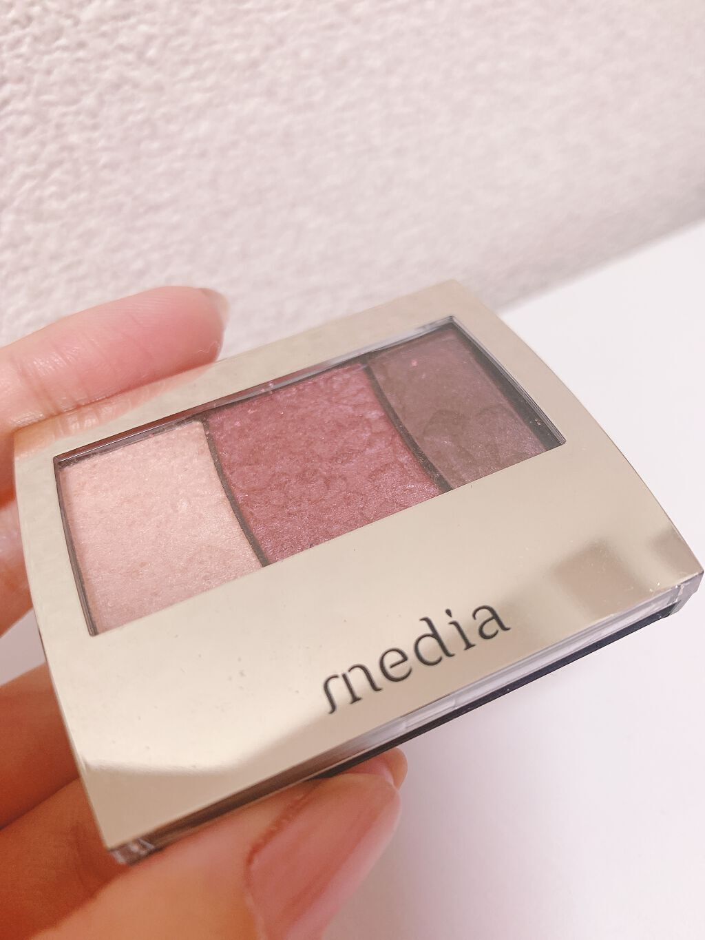 グラデカラーアイシャドウ Wn 01|mediaの口コミ「・程よくキラキラが目の周りにつく! 」 By 星脂性肌20代後半 Lips