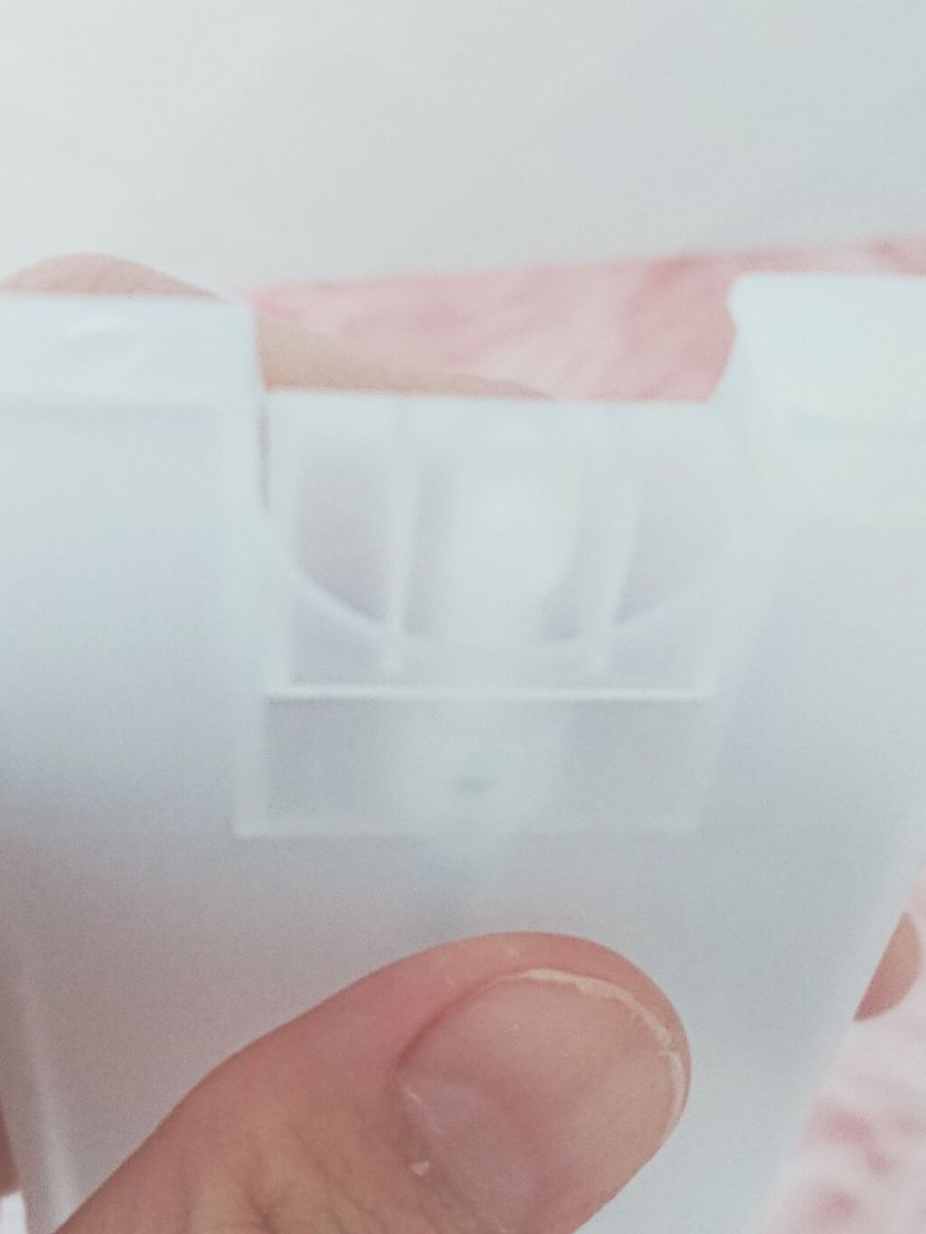 カード型スプレーボトル|セリアの口コミ 超優秀!100均で買えるおすすめコスメ!💳キャンドゥ カード型スプレーボトル💳 By よーこ45