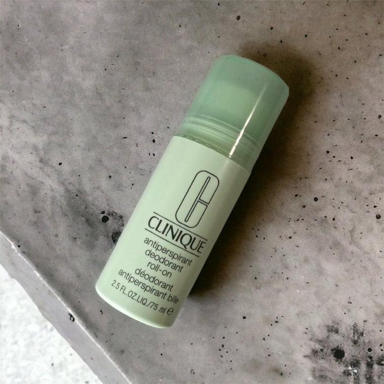 アンティ パースパイラント デオドラント ロールオン N〈医薬部外品〉|cliniqueの効果に関する口コミ クリニークのロールオンタイプ