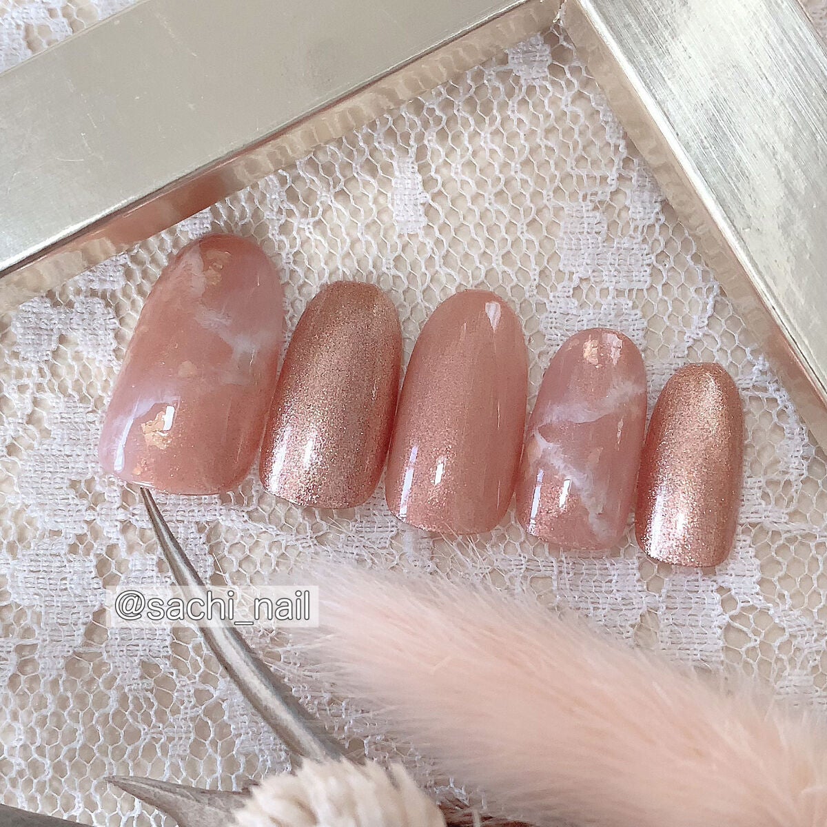 Daisoのマニキュア Gene Tokyo ネイル他、1商品を使った口コミ ダイソーポリッシュでローズクォーツ風ネイル💅 By