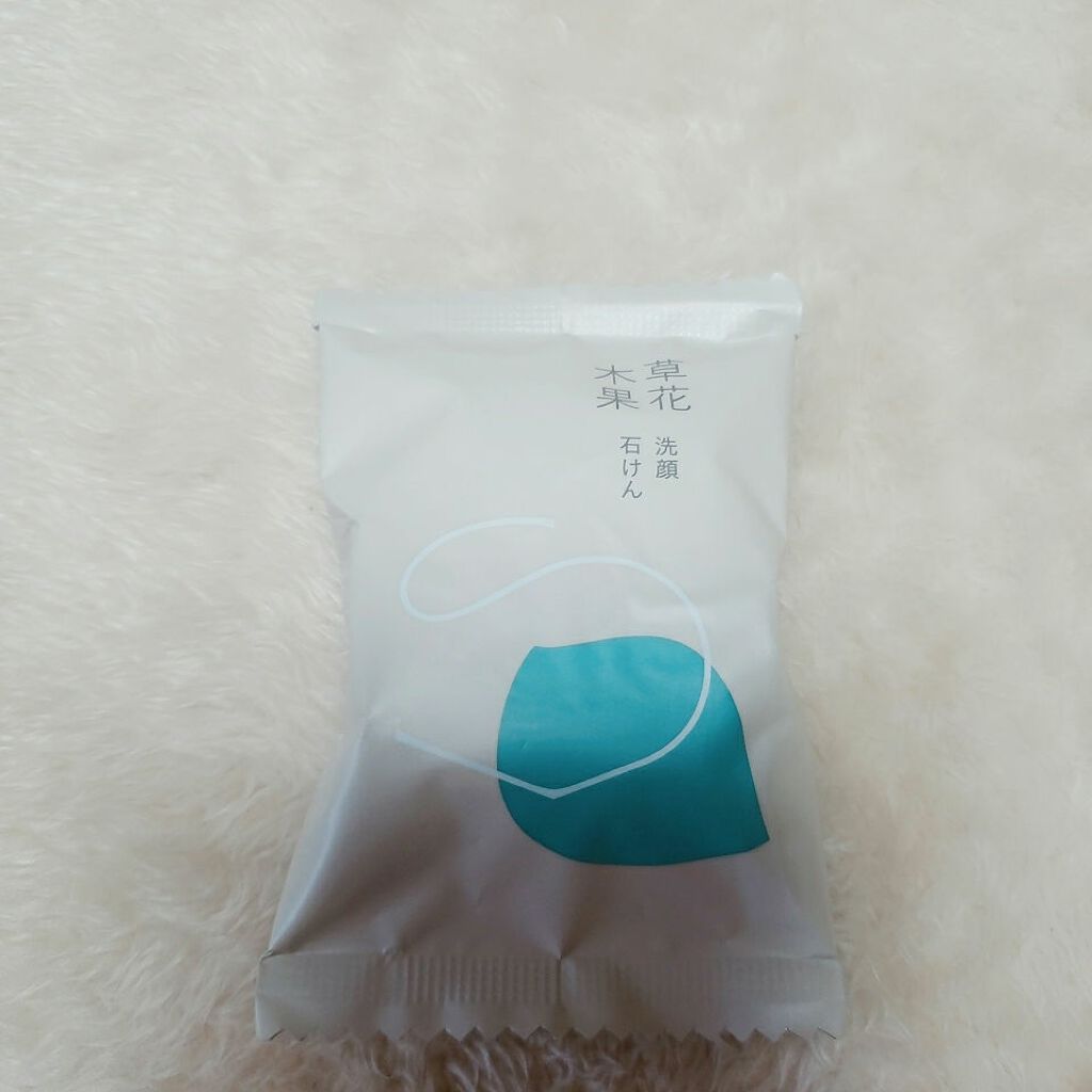 アクネ洗顔石けん|草花木果の効果に関する口コミ 女性の肌ゆらぎの悩みにも特化した By もあたろう🧸フォロバ100混合肌30代後半