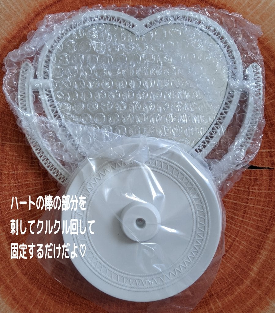 スタンドミラー(ハート)|daisoの口コミ 超優秀!100均で買えるおすすめコスメ!daiso スタンドミラー By コチャン🌴