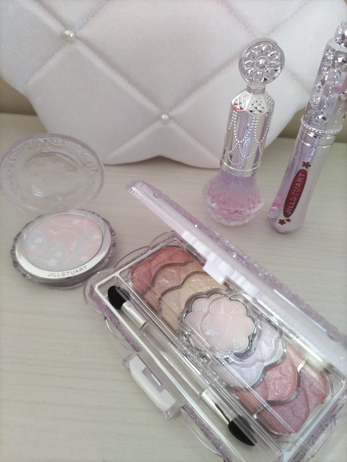 【限定メイクアップキット】ユニコーンユートピア コレクション|jill Stuartの口コミ Jill Stuartのクリスマスコフレ