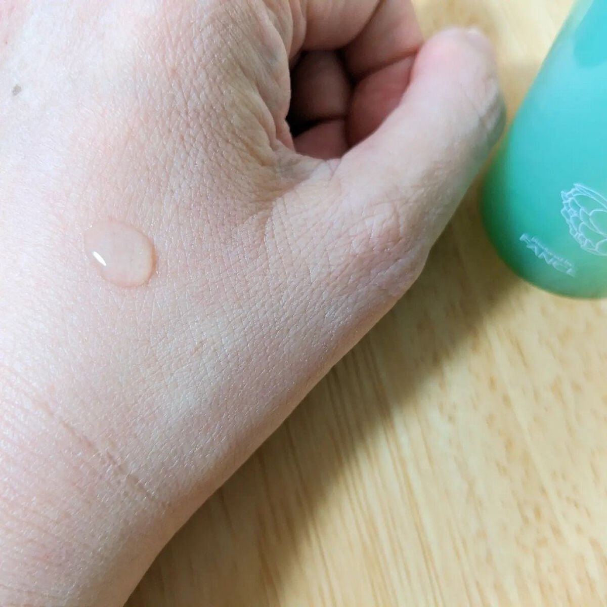 もちすべバランス化粧水|ボタニカルフォースの口コミ 肌の水分・油分のバランスを整えてうるおいを By エーハット Lips
