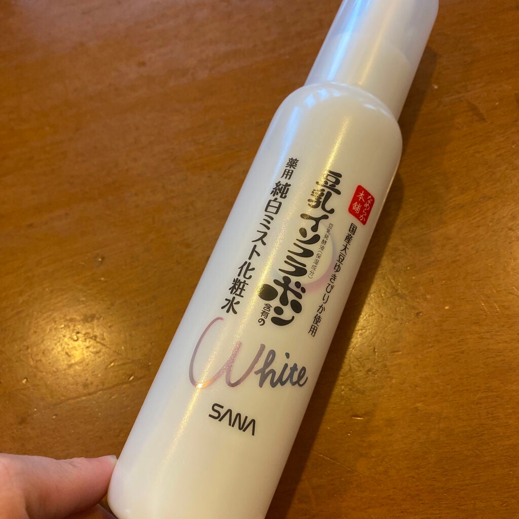 薬用美白ミスト化粧水|なめらか本舗の口コミ「薬用美白ミスト化粧水を初購入! 」 By みぃ脂性肌10代後半 Lips