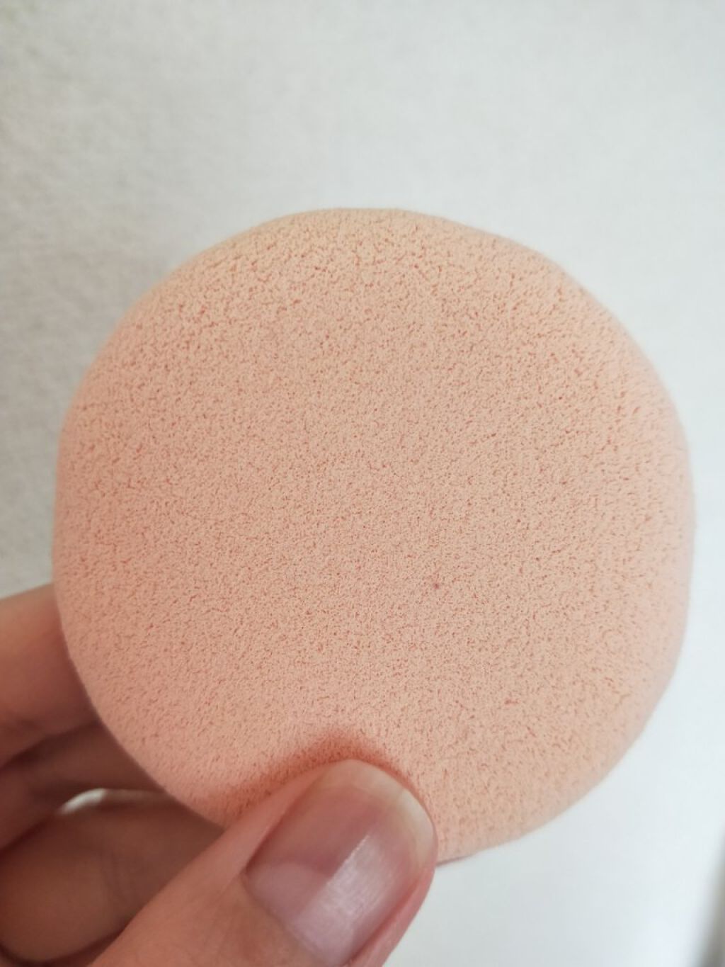 もちもちパフ|キャンドゥの口コミ 超優秀!100均で買えるおすすめパフ・スポンジ!♡もちもちパフ フェイス用(天然ラテックス)♡ By ♥