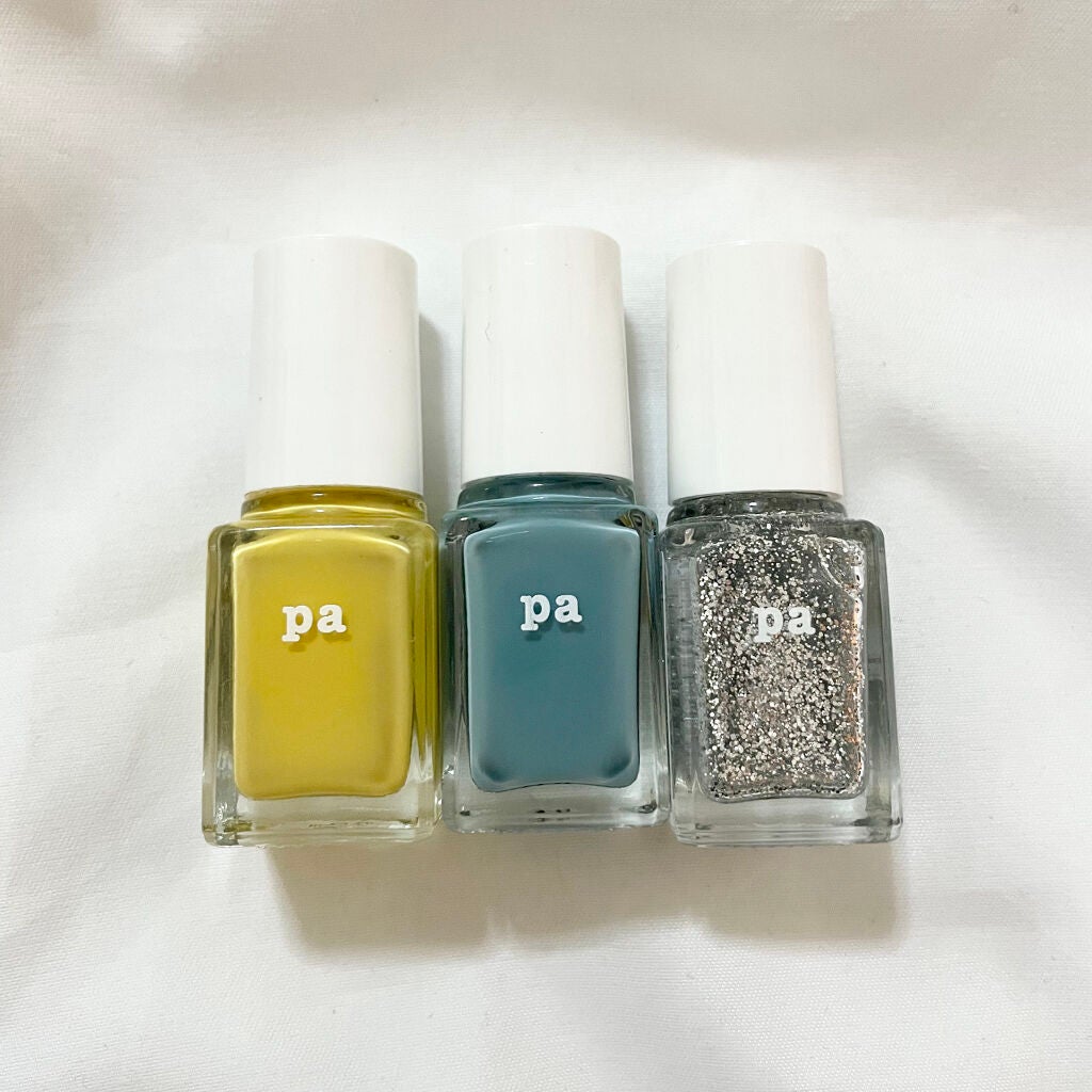 Pa Nail Collectiveのマニキュア Pa ネイルカラー プレミア&pa ネイルカラーを使った口コミ イエロー×ブルーのくすみ