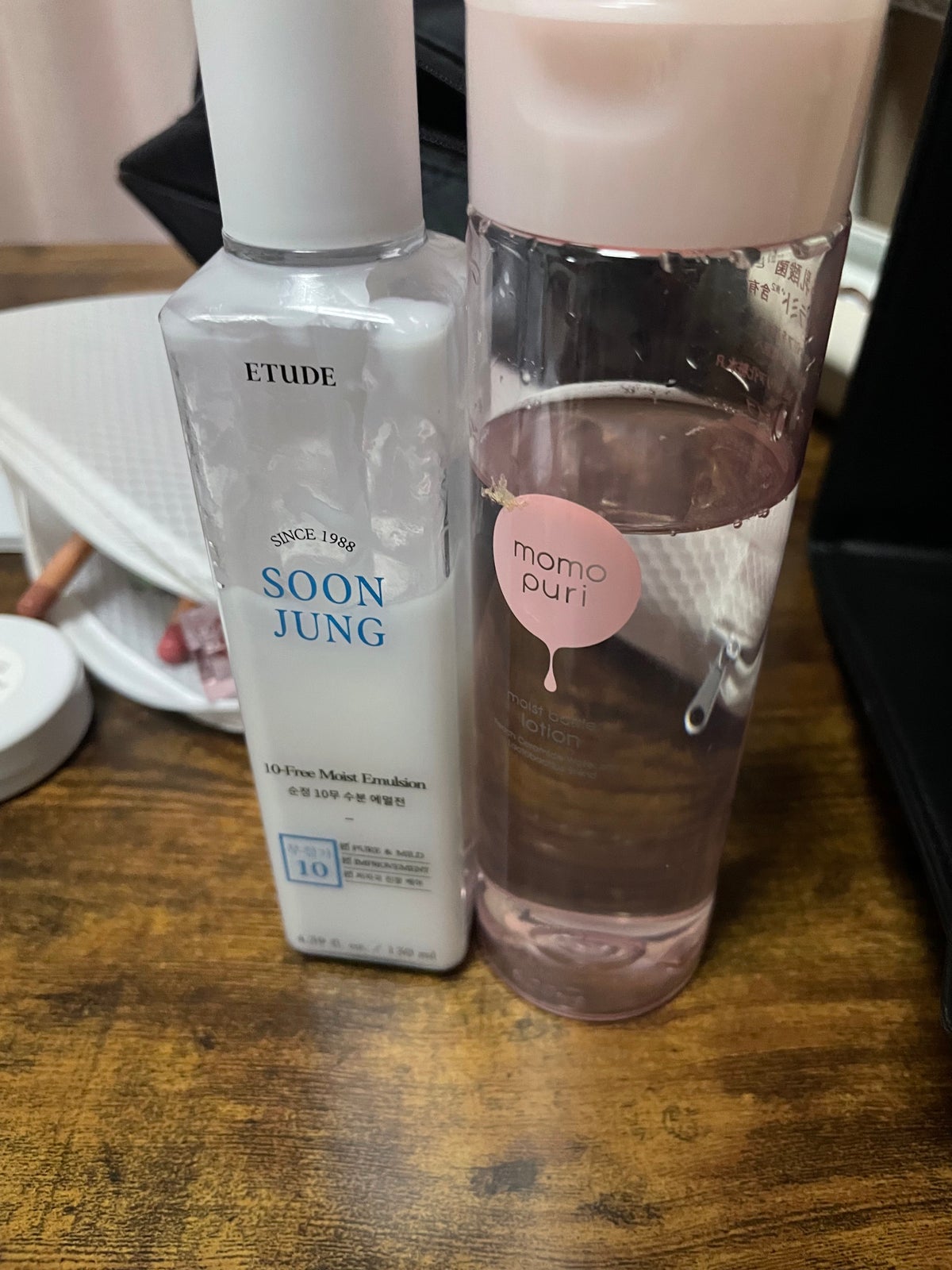 Etude・ももぷりのスキンケア・基礎化粧品を使った口コミ ももぷり 潤いバリア化粧水 これ使ってると、ニキビできない感じがする。 By