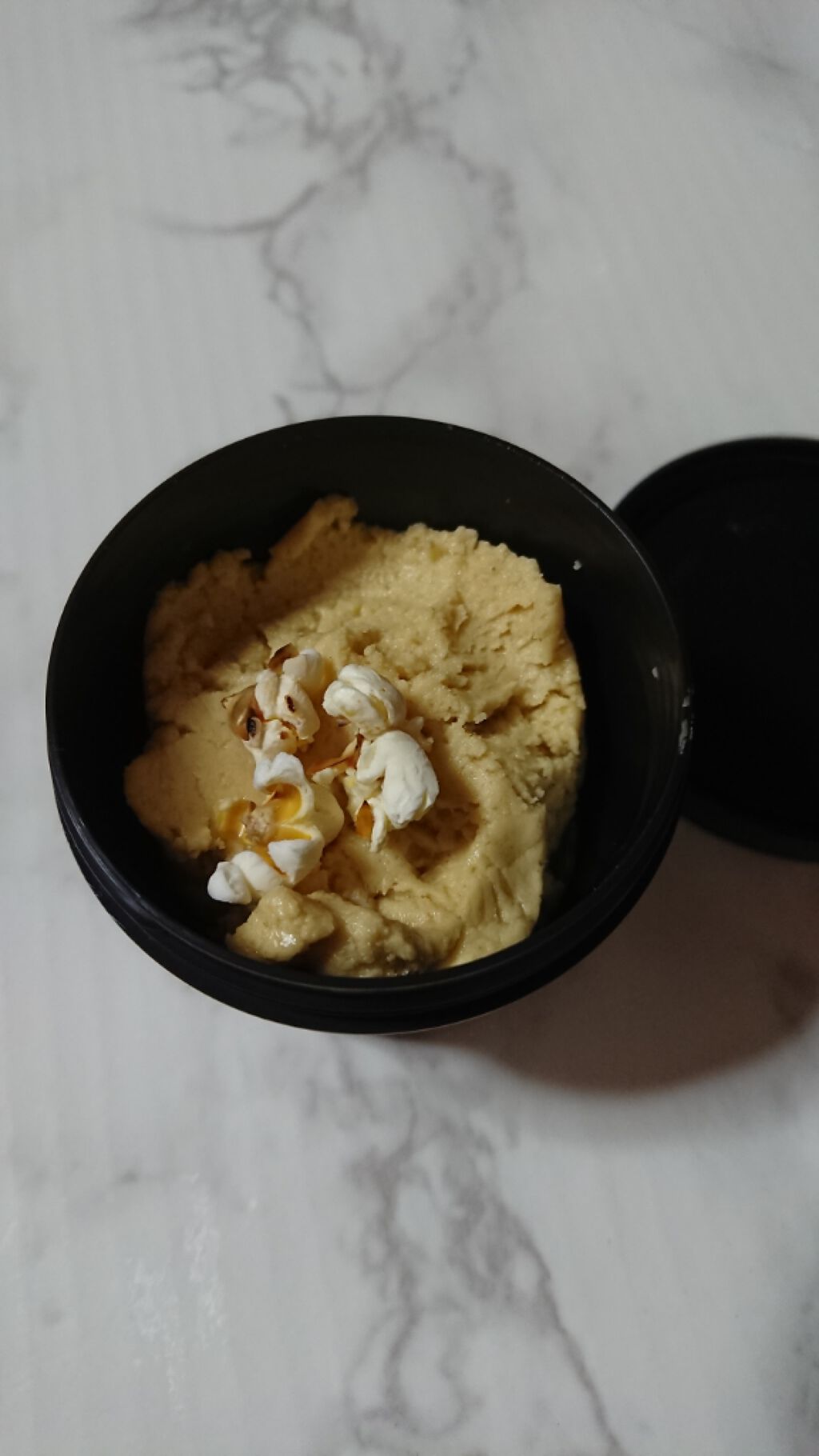 毎日が晩餐|ラッシュの効果に関する口コミ Lush 毎日が晩餐 リピート2個目です😂♡ By かな混合肌 Lips