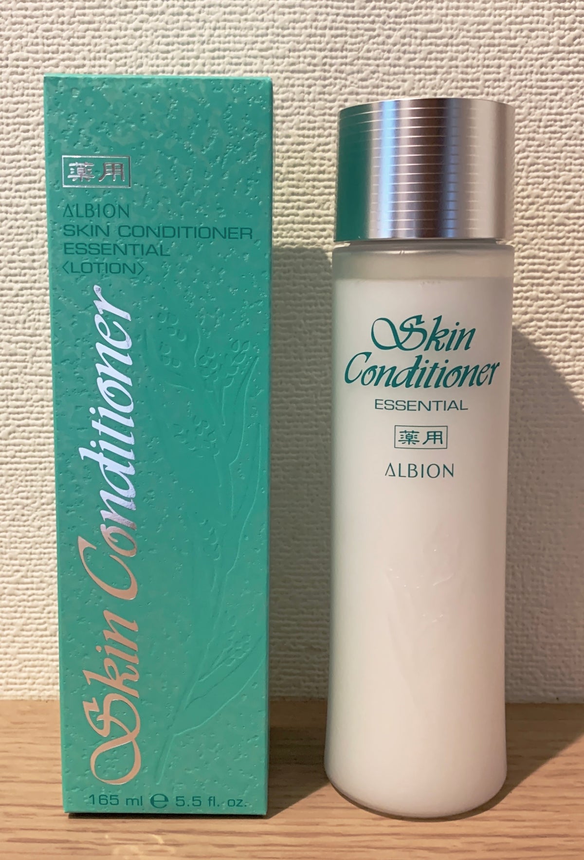 薬用スキンコンディショナーエッセンシャル N|albionの口コミ 夏の紫外線や汗により、肌がざらついたりごわついた時に使っています